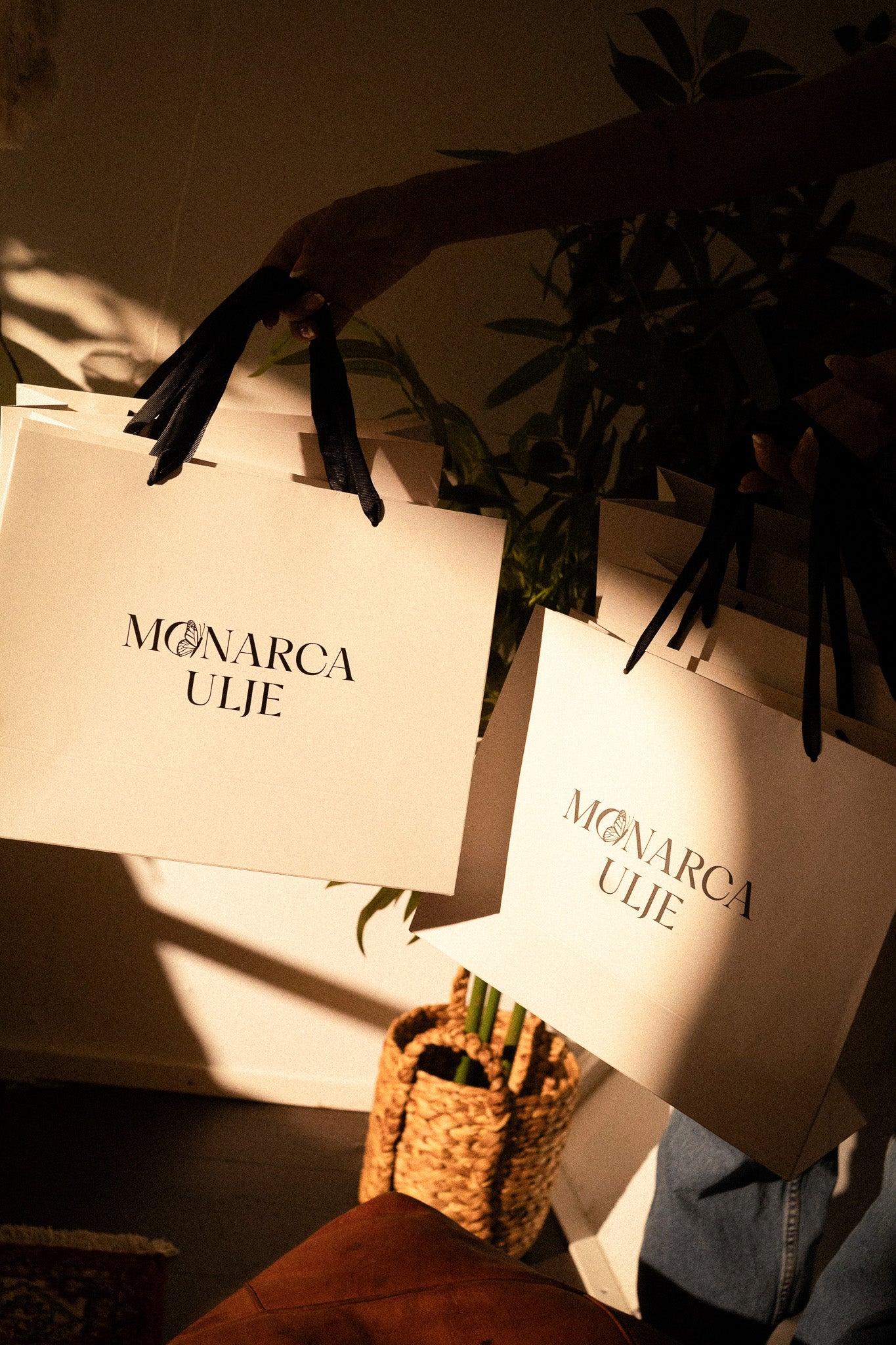 Monarca Ulje | 100% Natural Scalp Treatment & Hair Care Products